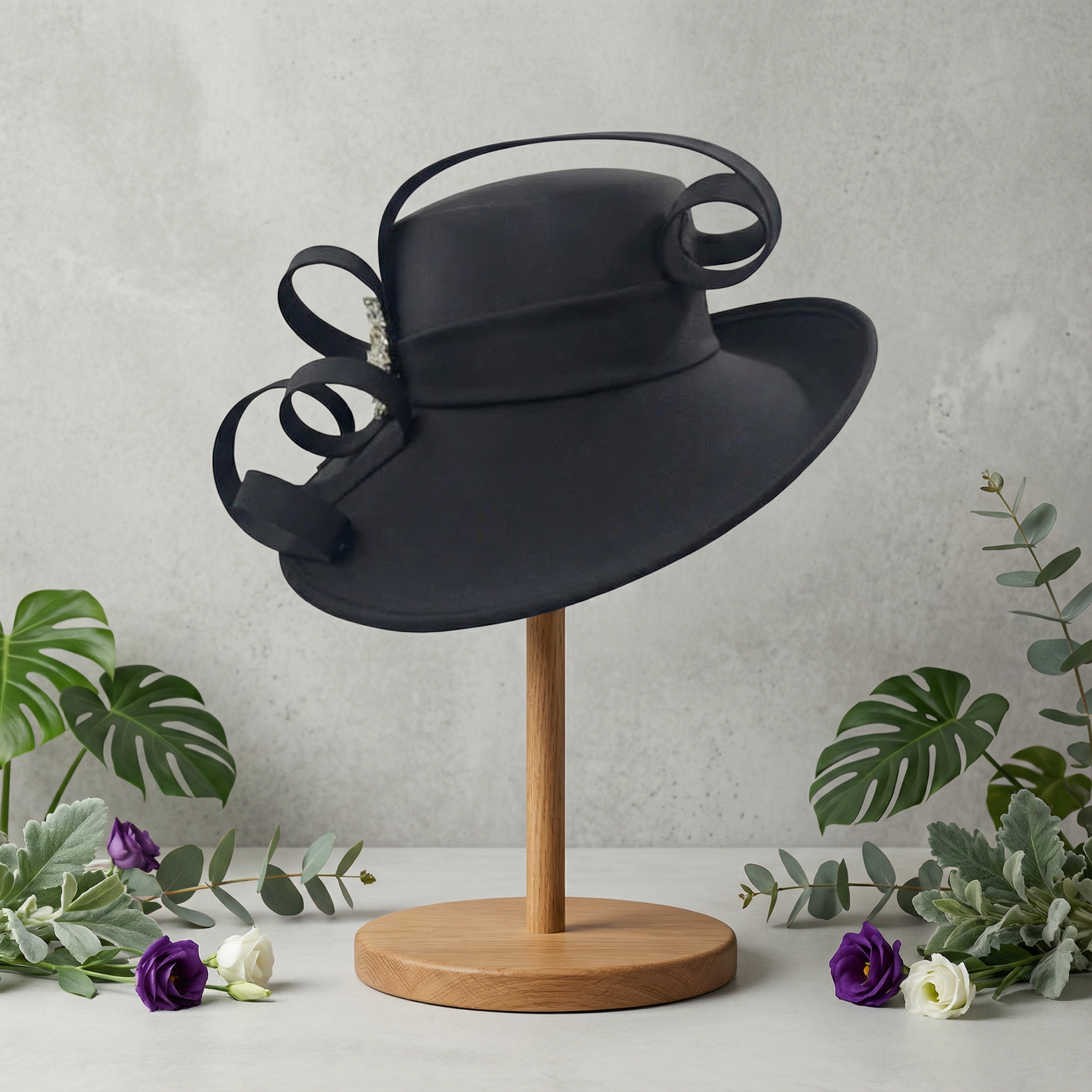 Black Satin Judge’s Elegance Hat | Lead Rein & Race Day Hat – Manor Hats